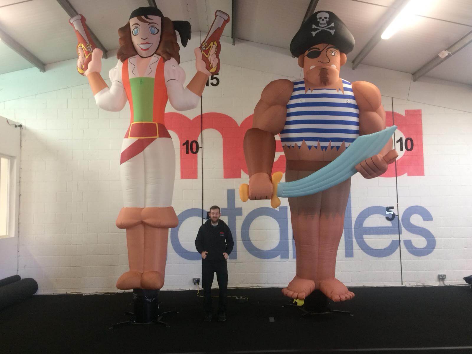 Mega Guys Inflatable Advertising, Attract Crowds With A Giant