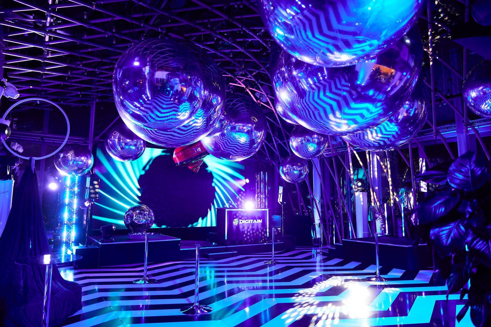Inflatable Mirror Balls, Stand Out Inflatable Chrome Spheres